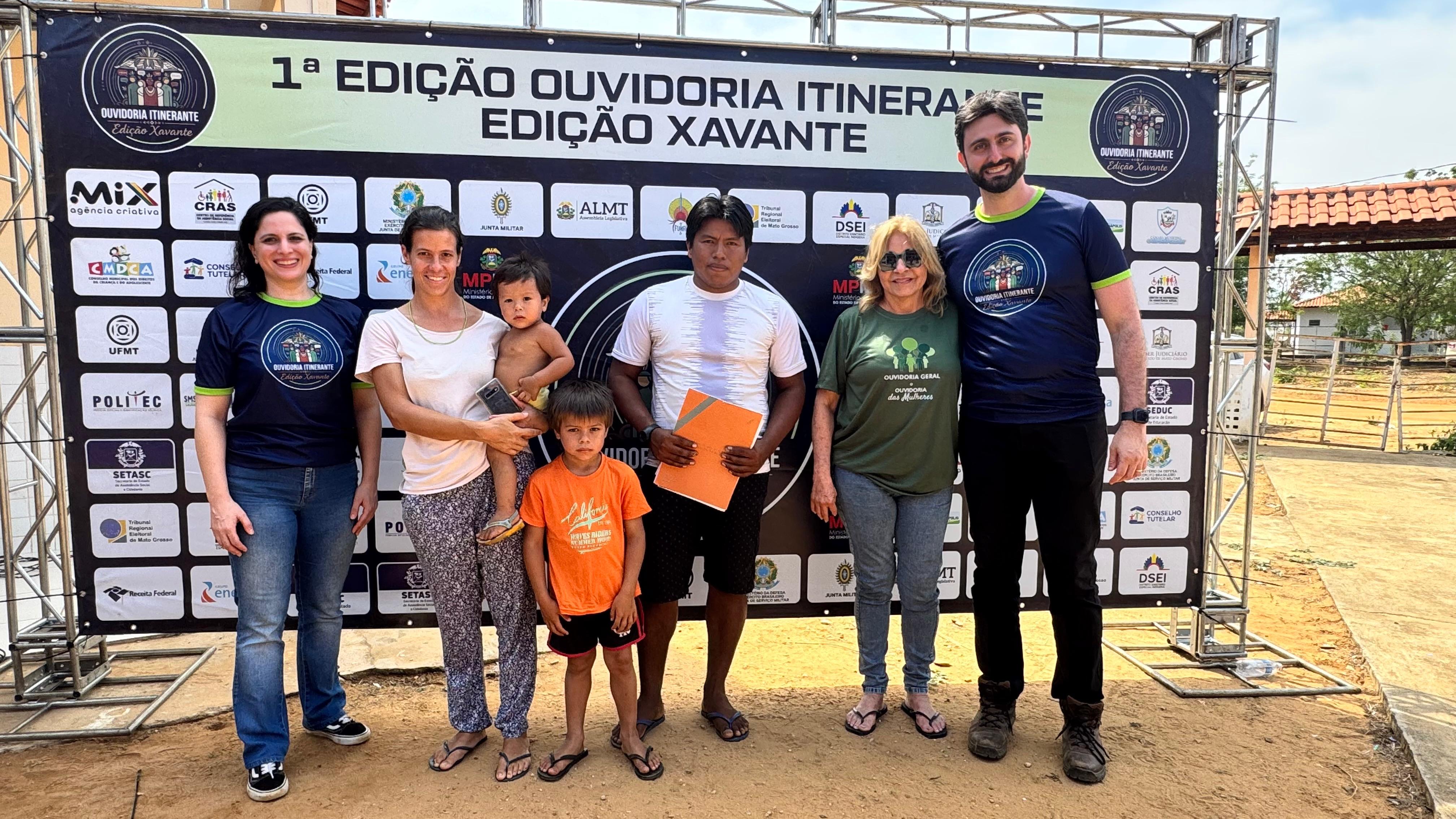 Com apoio do MPMT, italiana casada com Xavante regulariza documentos ...