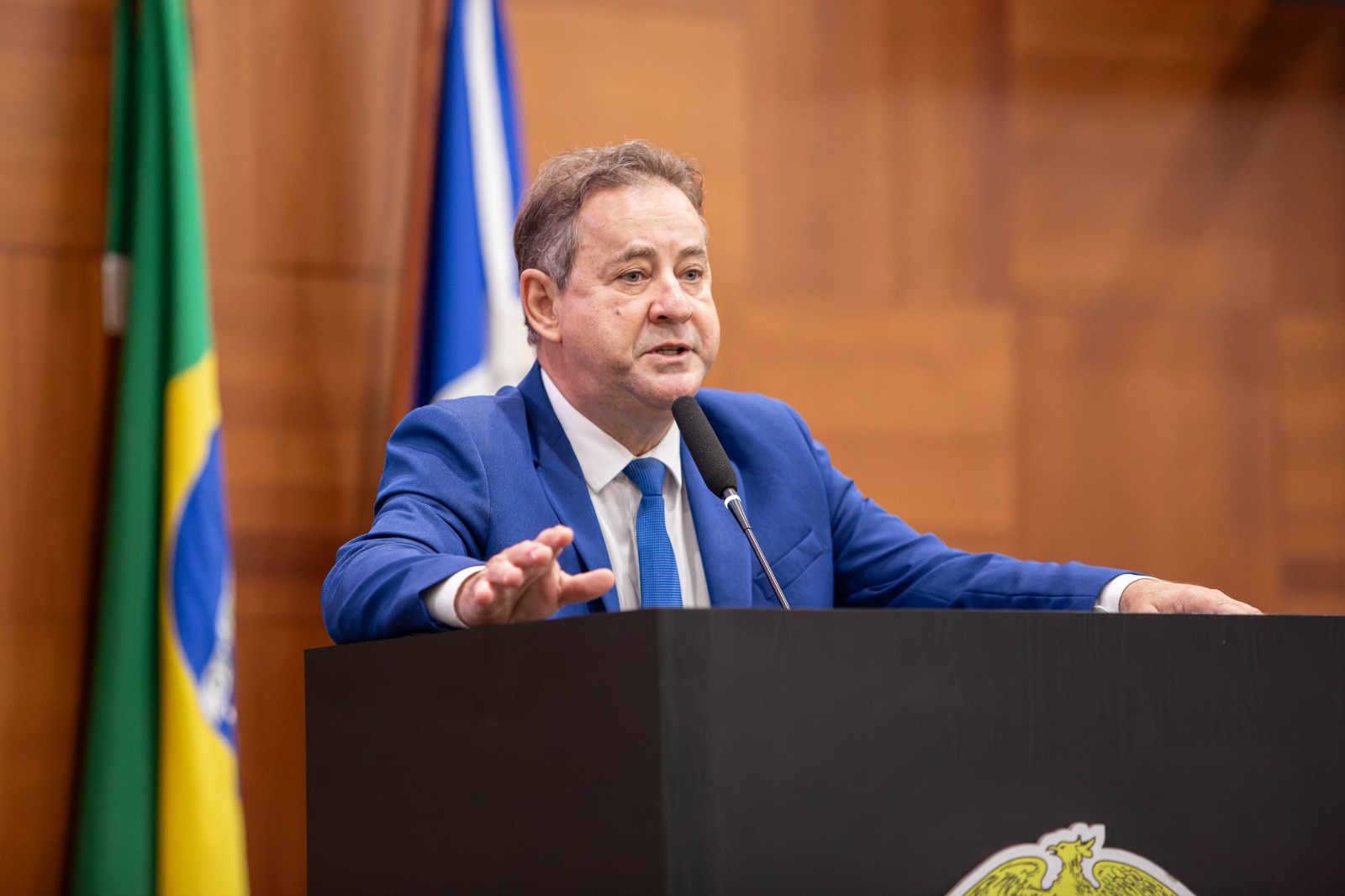 Governo sanciona lei de Dr. Eugênio que obriga uso de colete balístico ...
